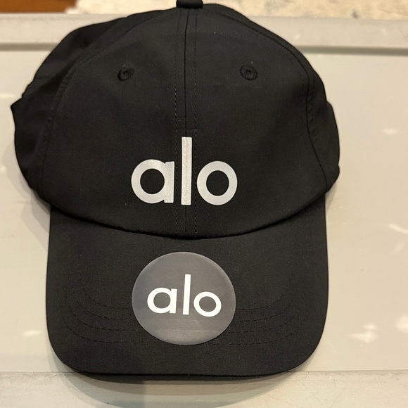 ALO Yoga | Accessories | Alo Yoga Black Cap | Poshmark
